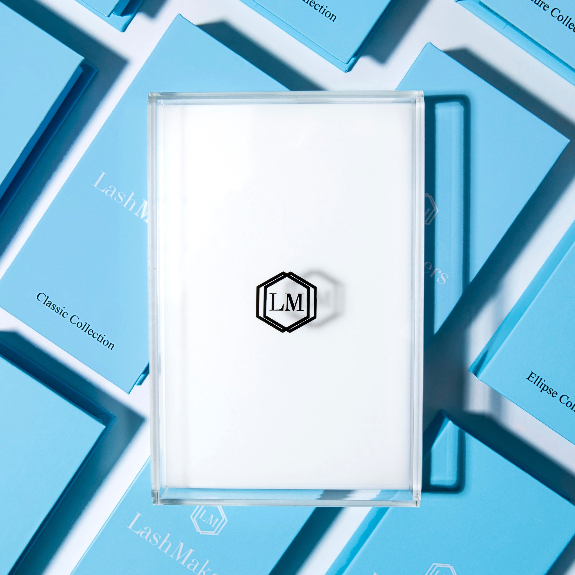 Matte oversized lash tile with case - Lashmakers